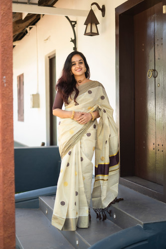Pushpa Brown | KeralaSaree by Swethhttps://www.keralasaree.com/product ...