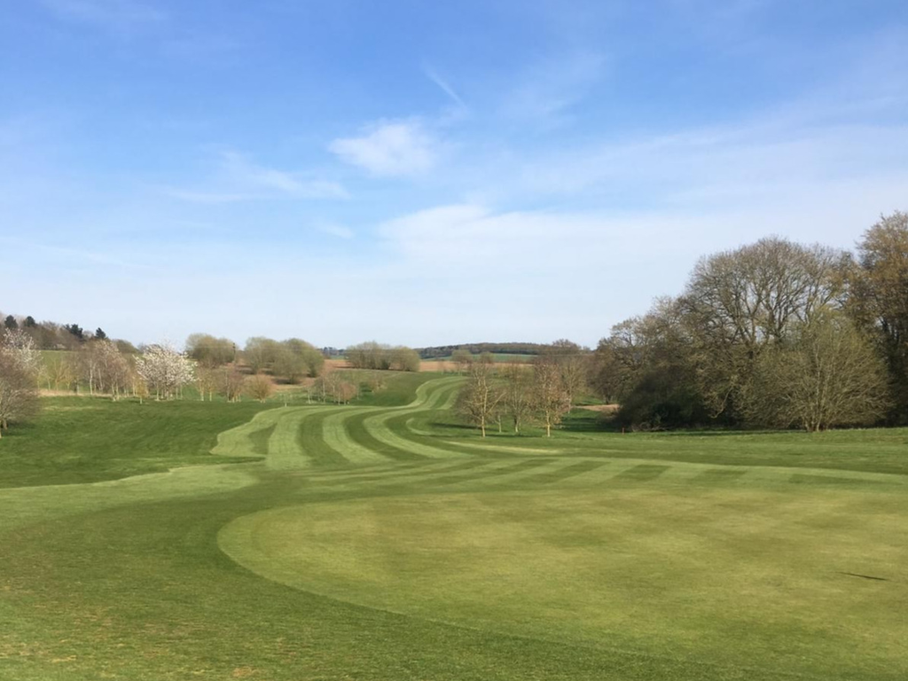 Ash Valley Golf Club | Much Hadham | Open to All