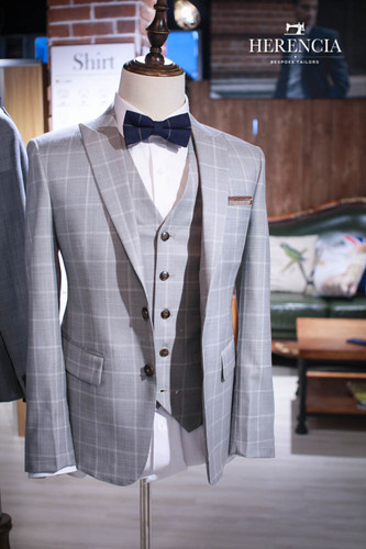 Light Grey Windowpane Suit | herencia