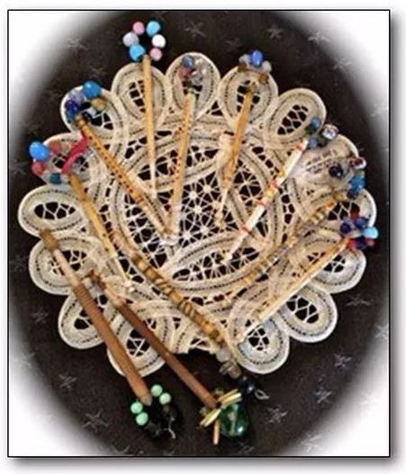 making lace | art-loft-gallery-ltd