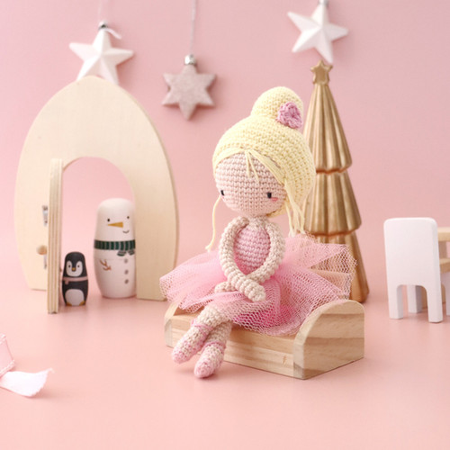 Clara la poupée | ligne-retro