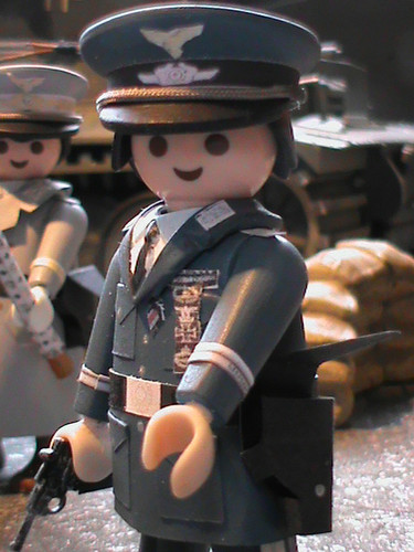 GENERAL H.JESCHONNEK JEFE DE ESTADO MAYOR LUFTWAFFE\SESION | playcustom