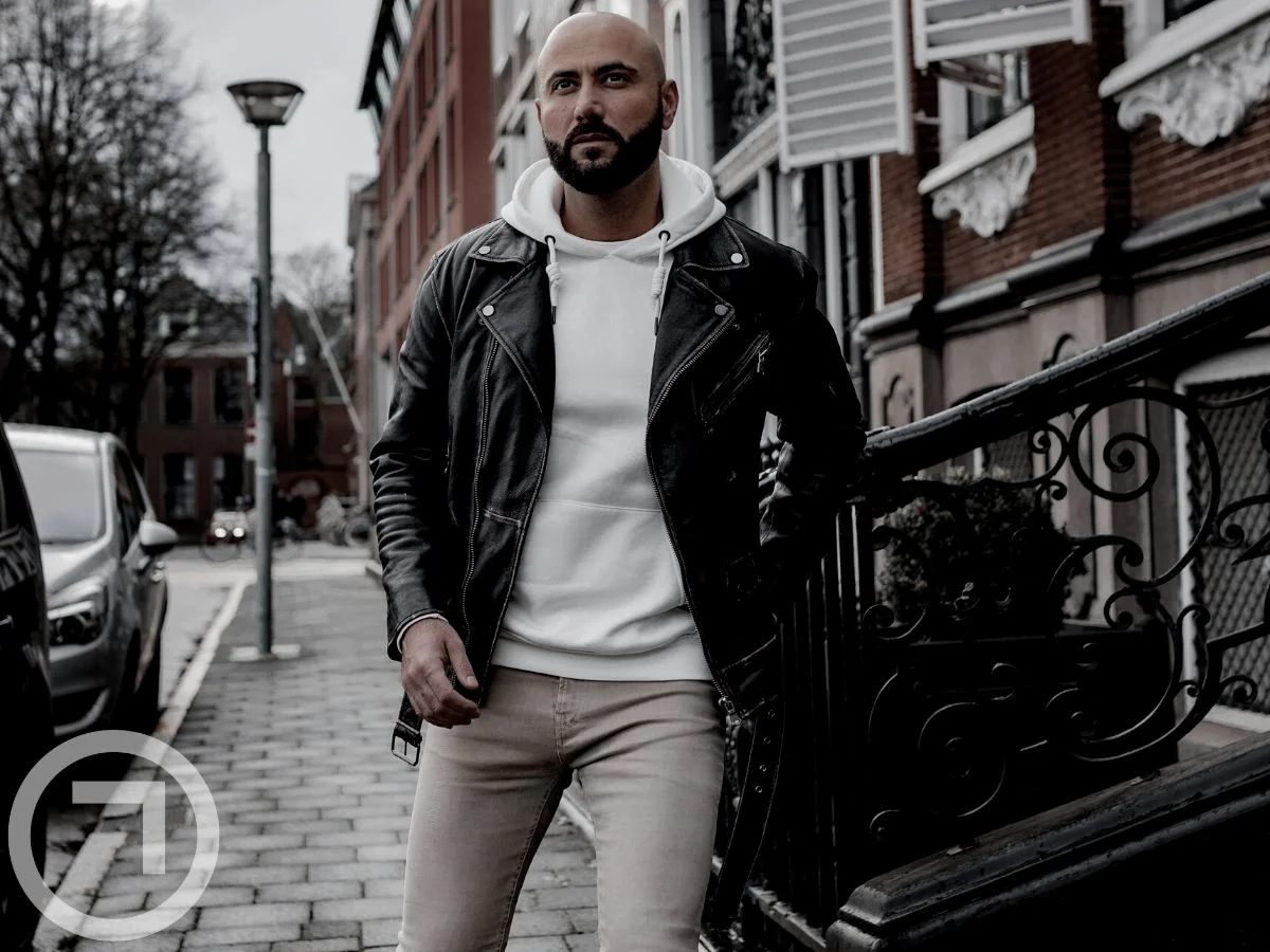 Understanding and Supporting Bald Men: Etiquette and Styling Tips