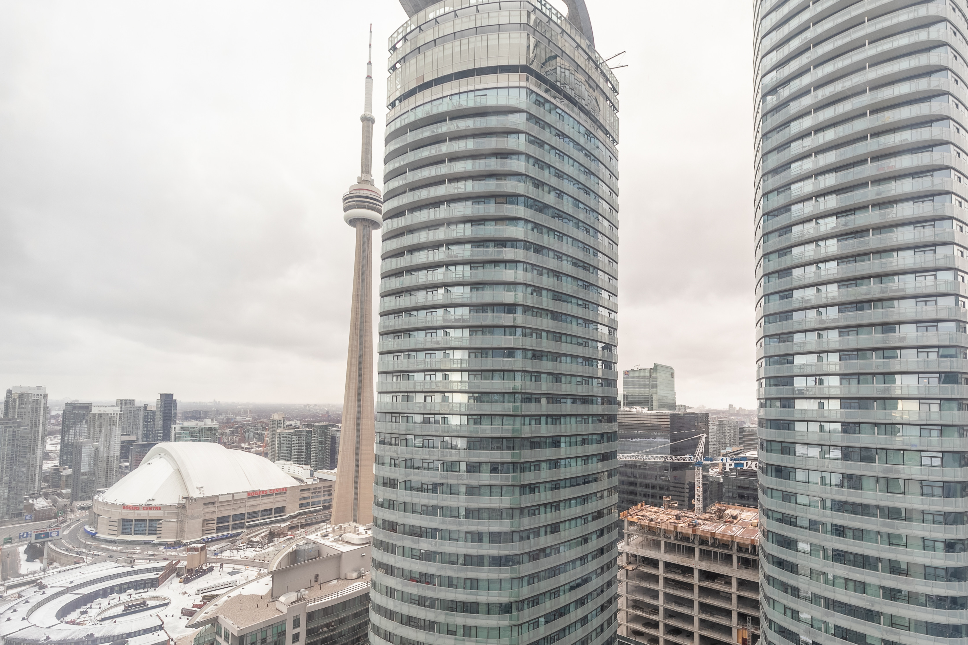 10 York Street Luxury in Down Town Toronto