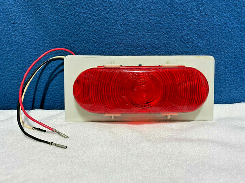 Truck-Lite Model 60 - Stop / Turn / Tail Light Assembly - Dual Filiment ...