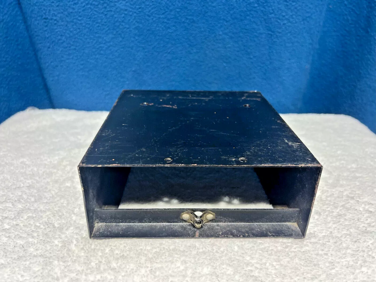 Whelen Model WS-295 - Metal Top Cover / Case | Lightbar Salvage