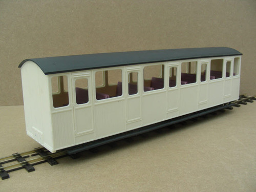 Classic Standard Bogie Coach | Swift Sixteen