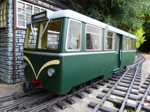 Railbus | Swift Sixteen