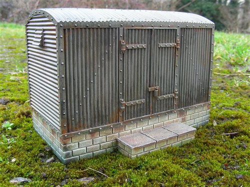 Grounded Corrugated Van | Swift Sixteen