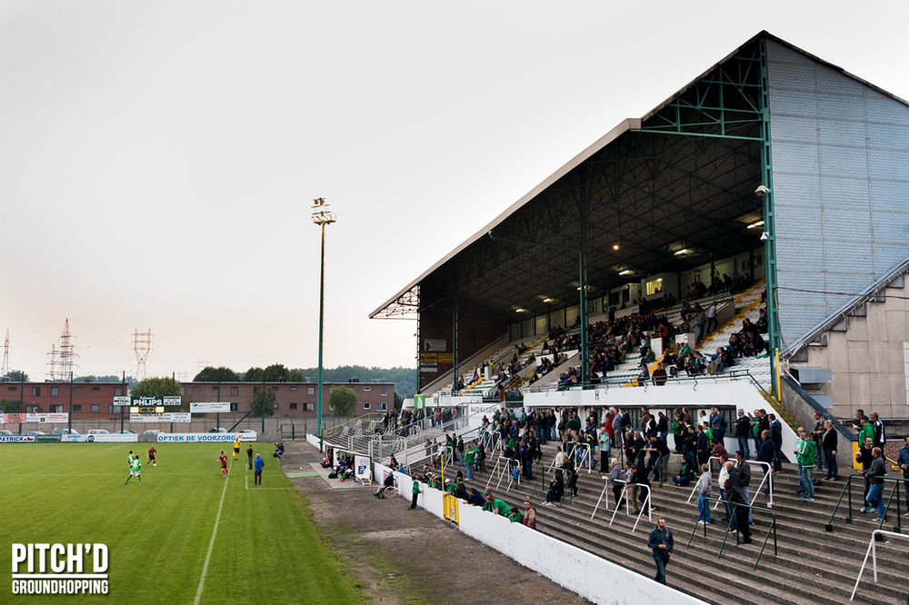 GROUND // Oscar Van Kesbeeck Stadion - Racing Mechelen