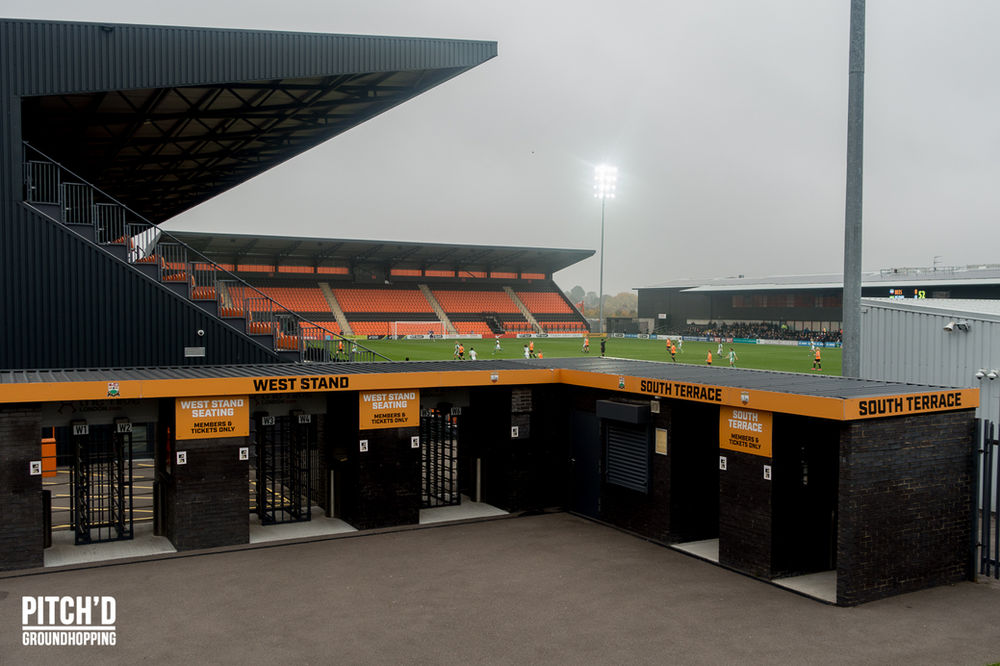 GROUND // The Hive Stadium - Barnet FC/London Bees (England)