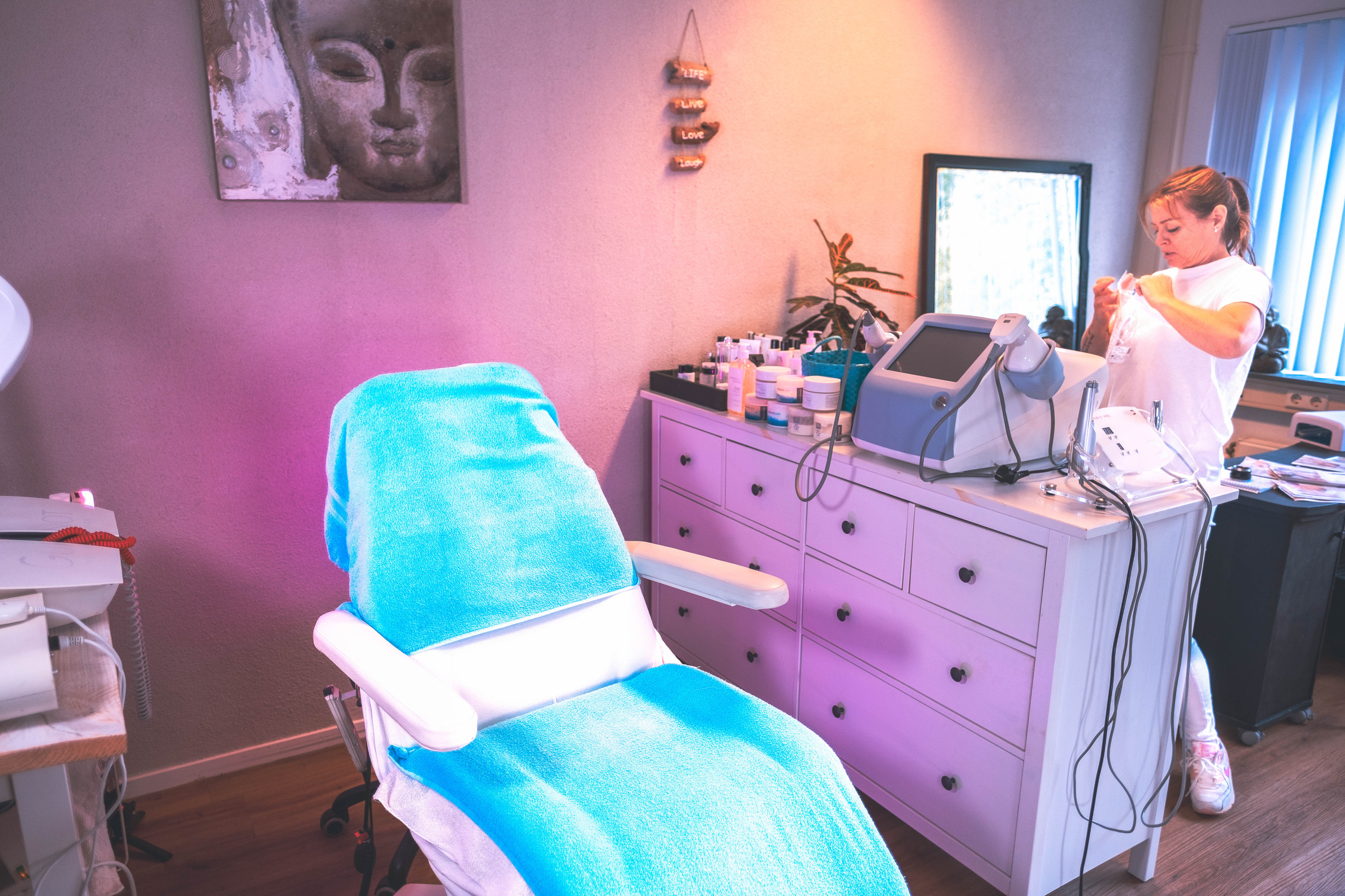 Prijslijst Schoonheidssalon | Schoonheidsspecialiste & Pedicure Diana