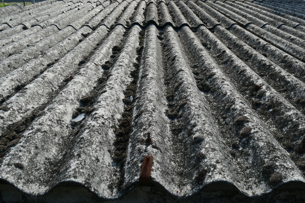 Toiture avec amiante ? Quelles solutions ?ur désamianter votre toiture ...