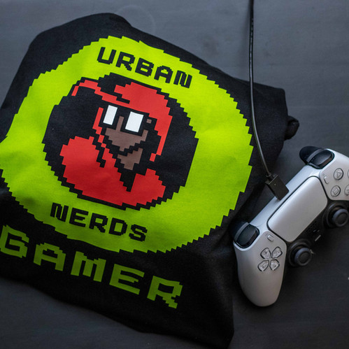 URBAN NERDS 8 BIT GAMER T-SHIRT | Urbannerds