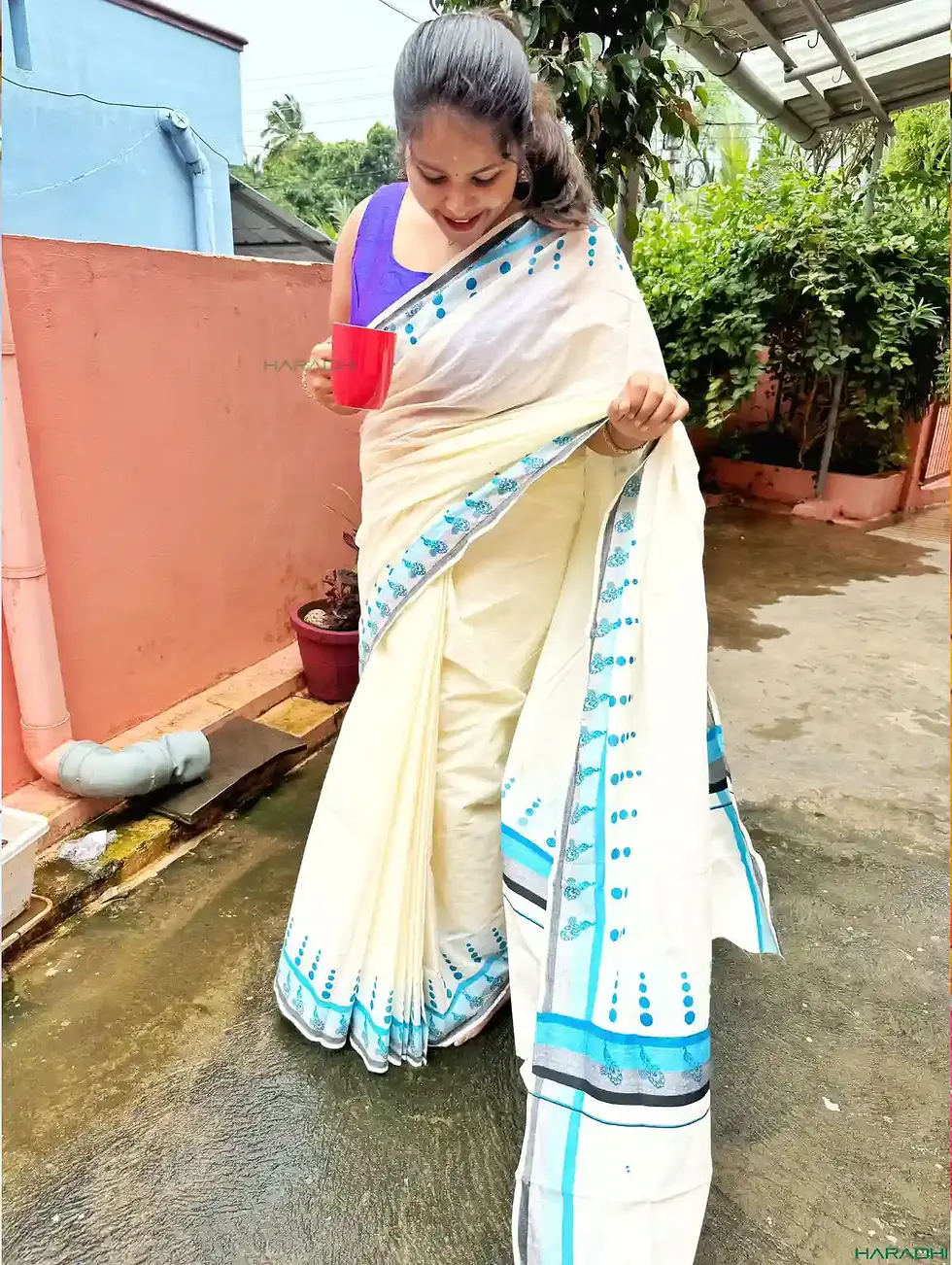 Buy Traditional Kerala Saree Online at the Best Price | HARADHI 2/10