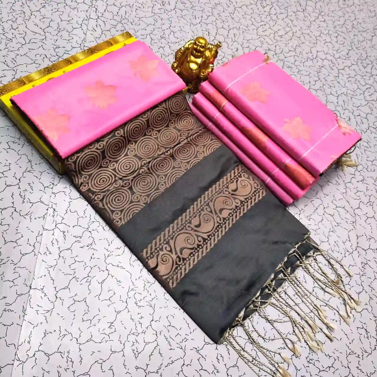 Shop Luxurious Soft Silk Sarees Online - Explore Exquisite Soft Silk ...