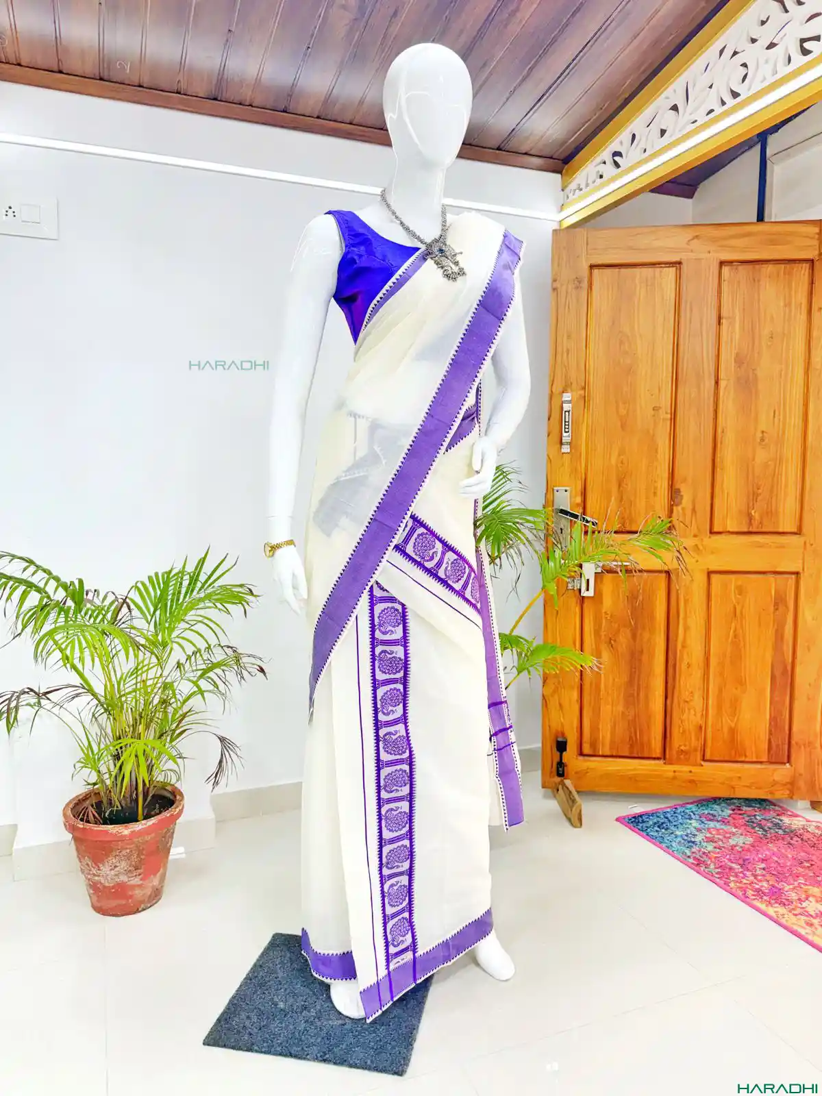 Violet Temple Peacock Designer Jacquard Pure Cotton Set Mundu | Onamsarees
