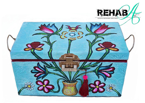 Hand - Painted Folk Art Keepsake Box With Lock and Key | unique-home-decor