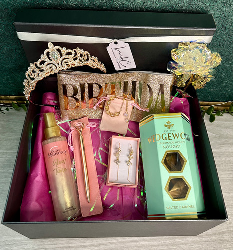 Birthday Queen Gift Set – Celebrate Her in Style & Sophistication ...
