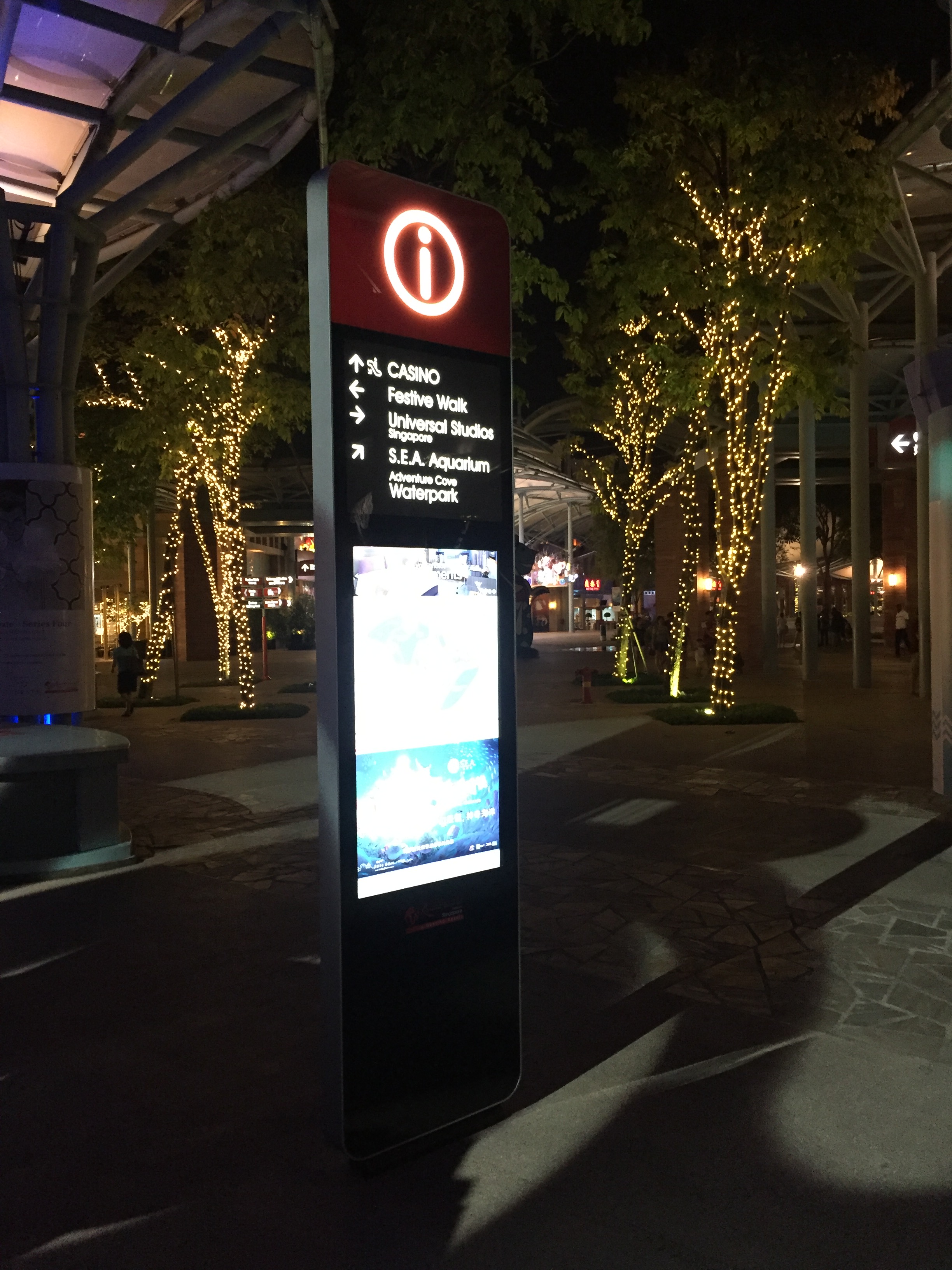 Digital Signage & Interactive Wayfinding - Ultimate Display System