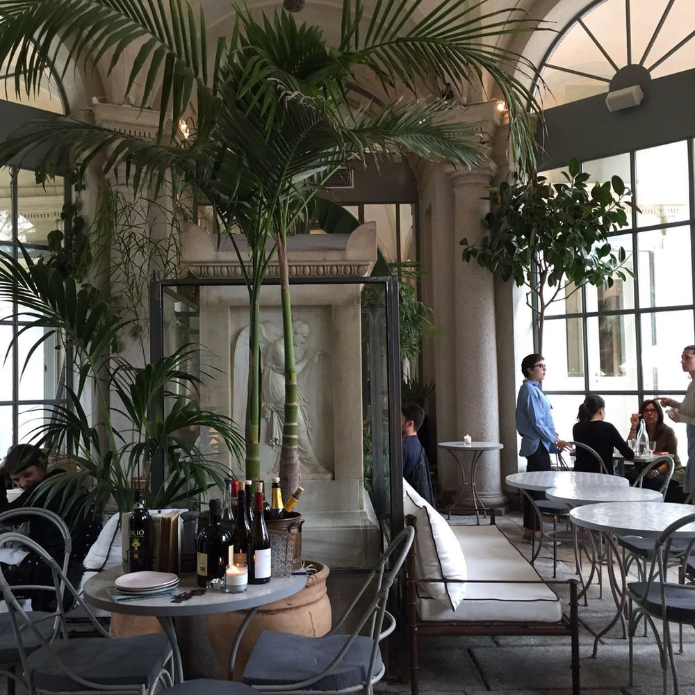 LuBar Opens in Milan