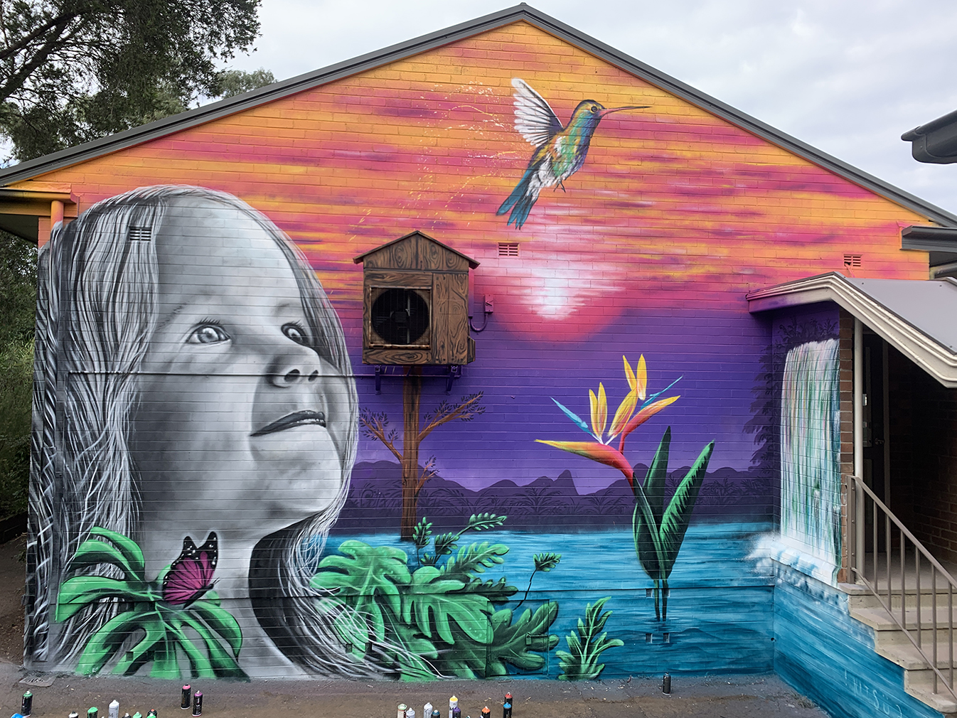 NITSUA | Street artist, mural creator and graphic designer