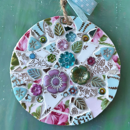 Indoor Mosaic: Spring flowers | PrettyLittleMosaics