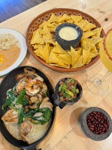 Los Mayas Restaurant | Pre-Hispanic Mexican food Hamilton