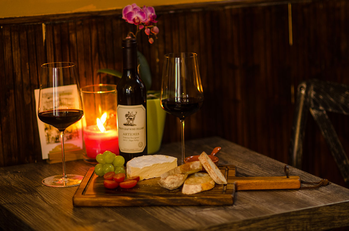 Shepherd Market Wine House, wine bar in Mayfair