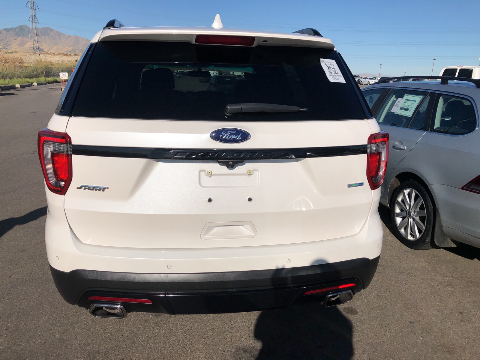 2016 FORD EXPLORER WHITE D14330 | gbleasing