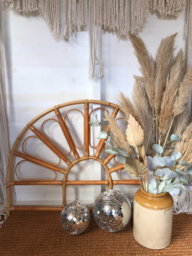 Bohemian Sunrise frame | hintofvintagehire