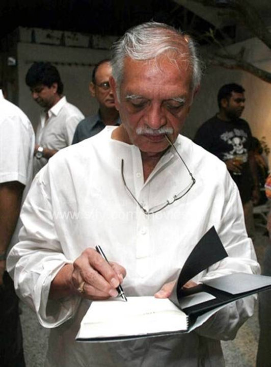 Five favourite Gulzar songs