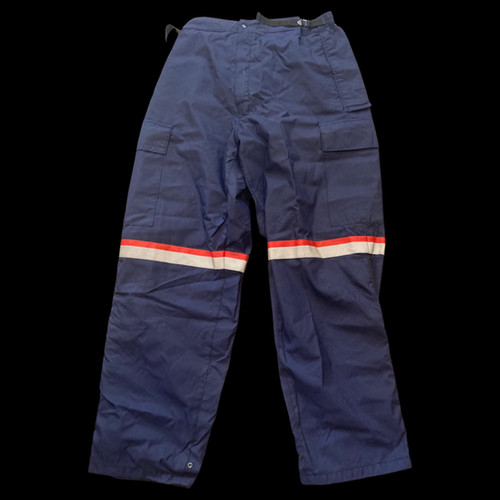 Official USPS snow pant size M | Thrift Boards
