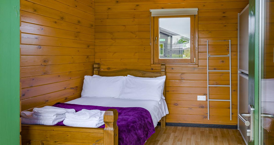 Cabins | Fishing | Henlow Bridge Lakes