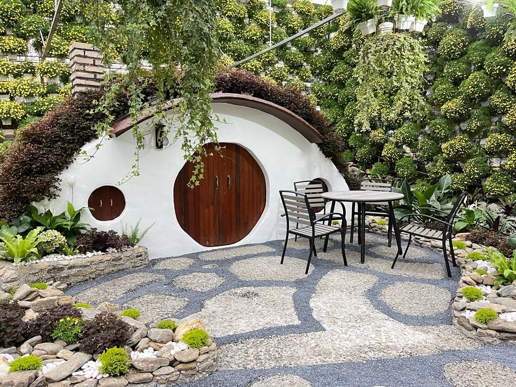 Hobbiton Village at Flora Park | Century Pines Resort Cameron Highlands