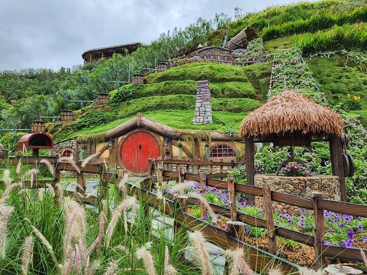Hobbitoon Village at Simpang Pulai, Perak | Century Pines Resort ...