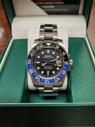 40mm Batman GMT | Interstellar Watches