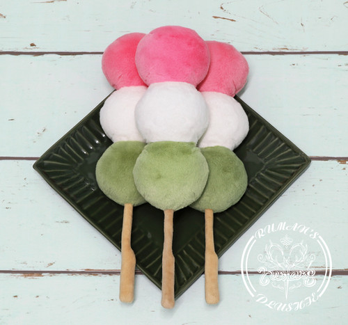 Hanami Dango Mass-Produced Plushie | Ruman's Plushie