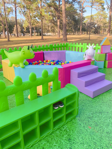 OCTAGON BALL PIT | Kids Adventures Mia