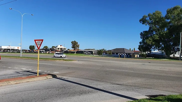 East Rd & Wanneroo Rd Intersection | Jordan Wright