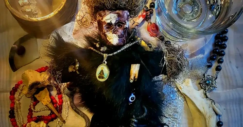 Voodoo Dolls | Louis & Laveau