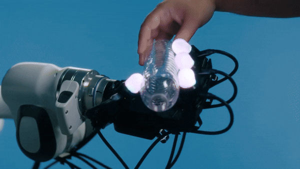 메타, 촉감을 느끼는 로봇 손 만든다…국내 업체도 참여 | Wonik Robotics