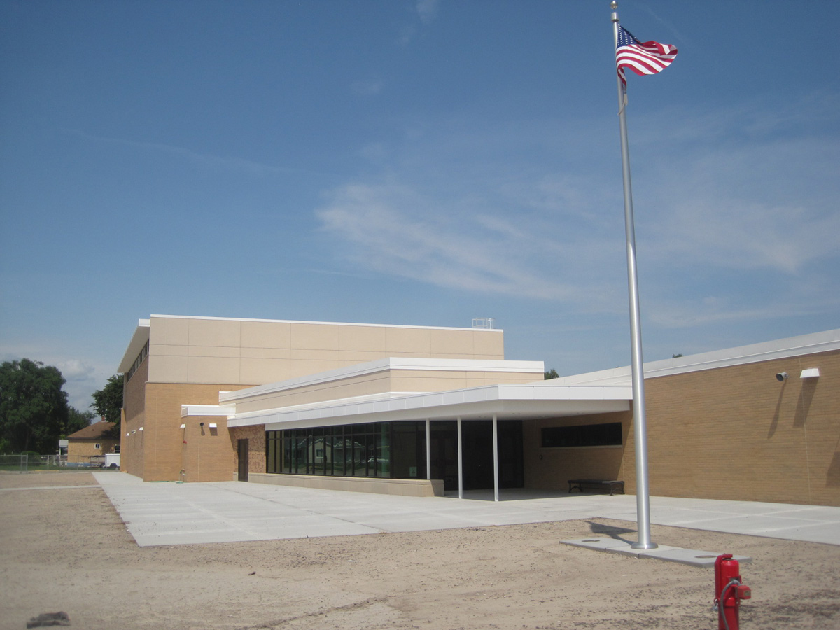 Bryan Elementary School Royouker
