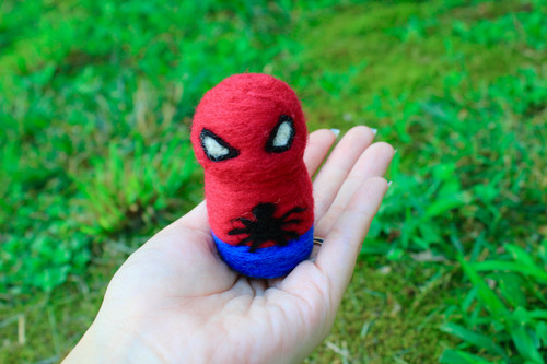 Felted Spider Superhero | MiniatureInspiration