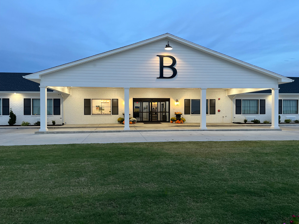 Hotel | Boyd Farmhouse Inn | Dewitt