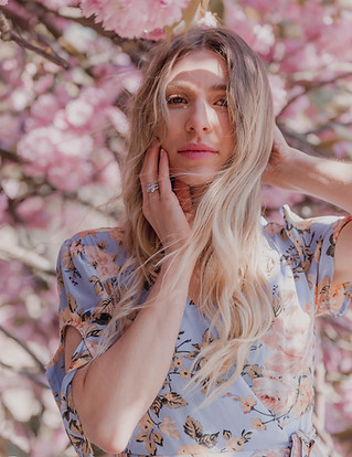 About Us | Février Photography | Paris Photographer