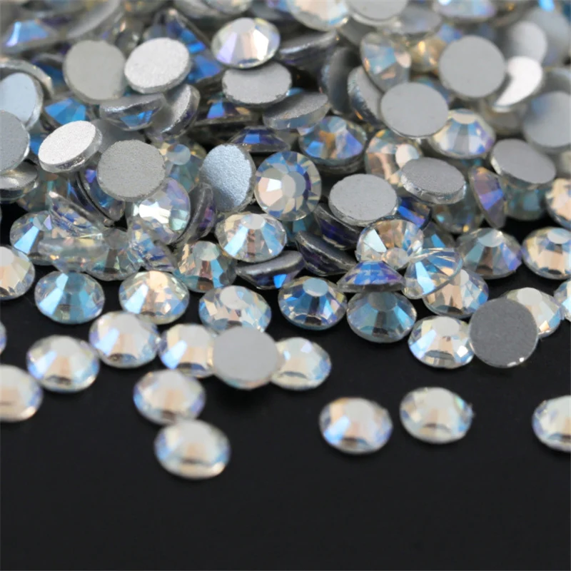 Noble Collection (14 Cut) | Royal Rhinestones | Texas USA