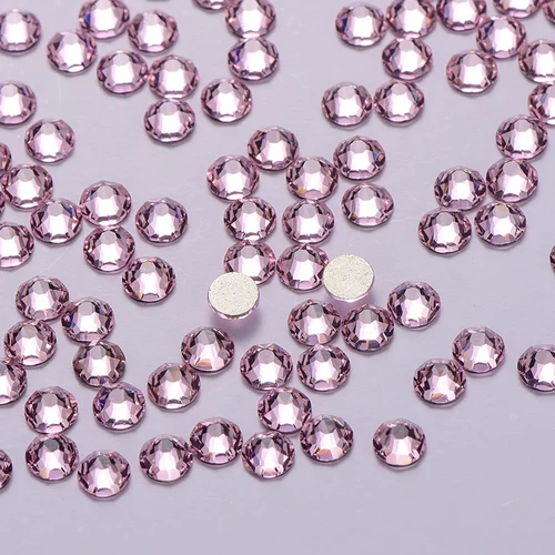 Light Pink 16 Cut | Royal Rhinestones