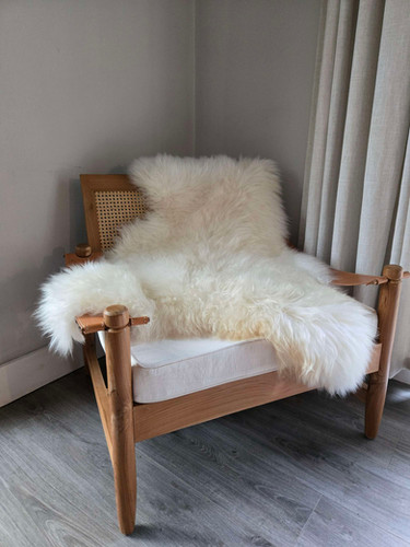 Helga Icelandic Sheepskin White | 7thelement