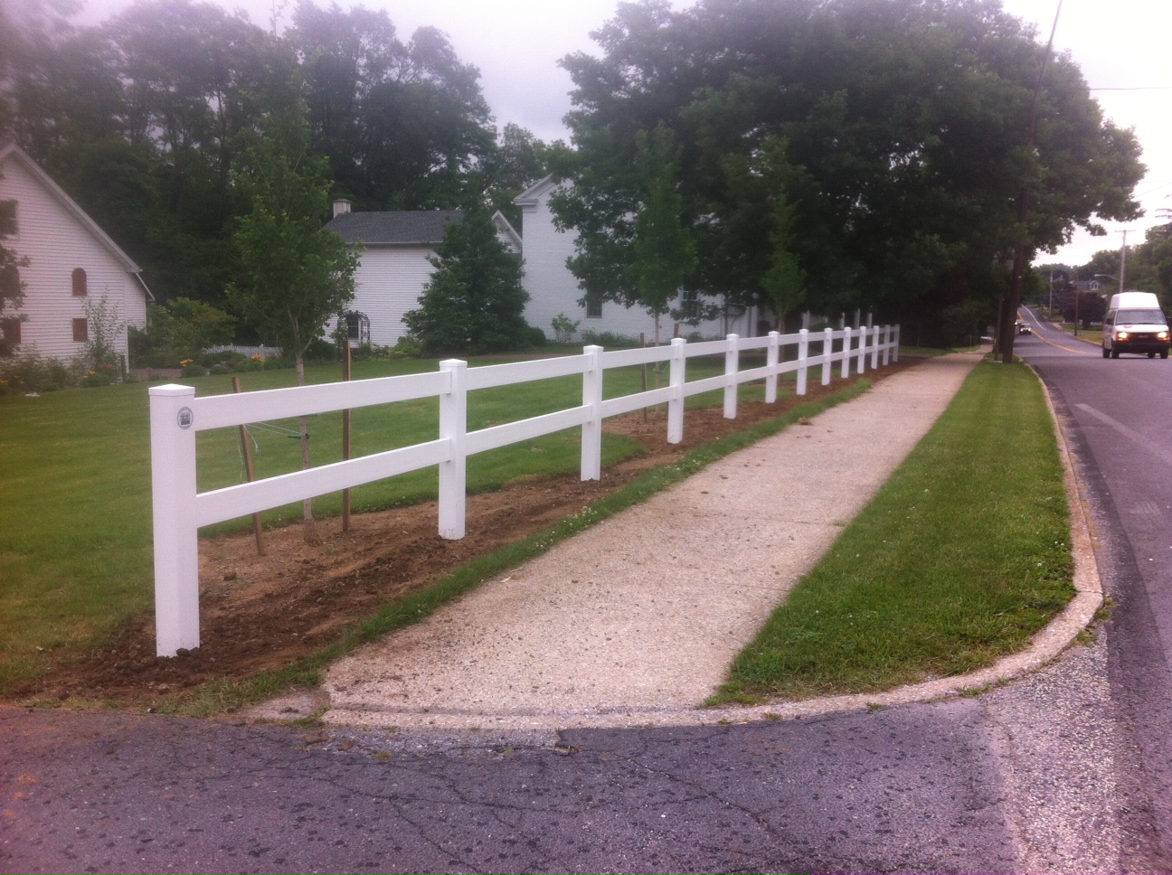 Fence Contractors & Retail Sales | R&S Fence Co. | PHOTO GALLERY